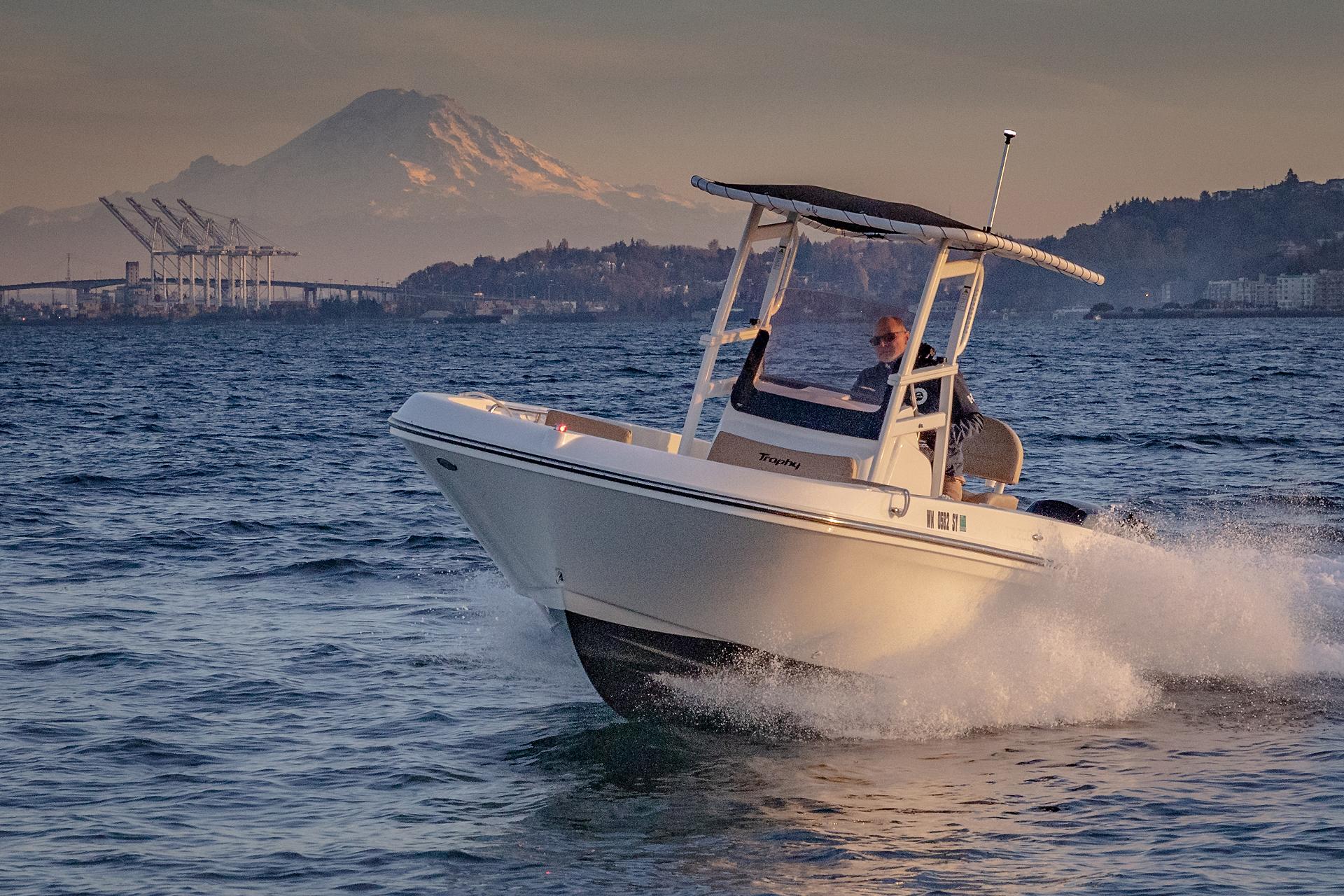 Bayliner Trophy T22CC 2022 - Victory Marine